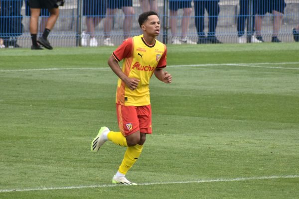 Autour du RC Lens, on ne veut pas perdre Ayanda Sishuba - Lensois.com
