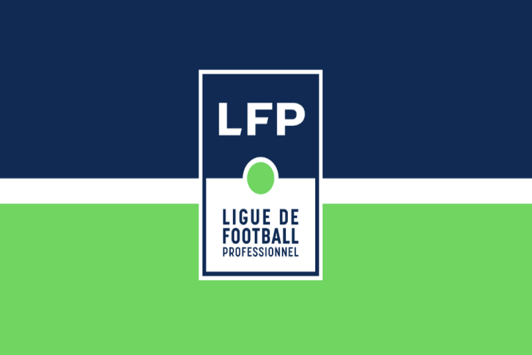 Après l'adoption de la réforme du sport professionnel, le directeur ...