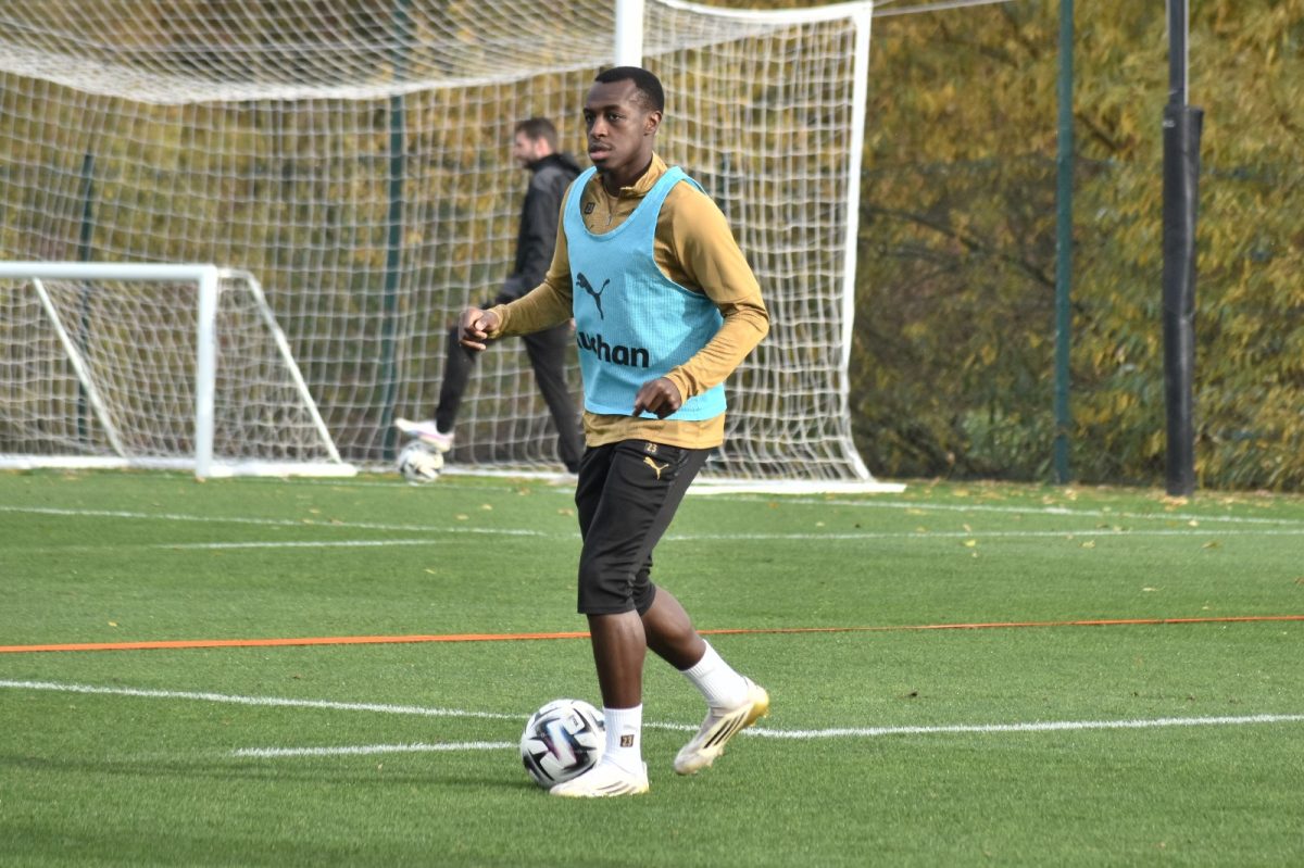 Saud Abdulhamid au RC Lens, un départ qui déçoit beaucoup de supporters ...